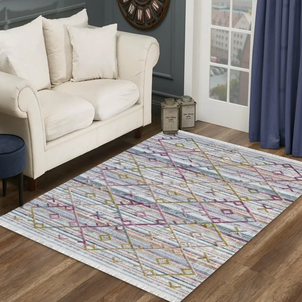 Covor alb crem de lux, cu un model colorat Lăţime: 80 cm | Lungime: 150 ...