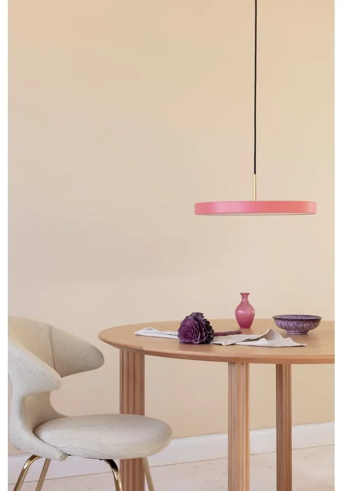 Lustră roz LED cu abajur din metal ø 43 cm Asteria Medium – UMAGE | BIANO