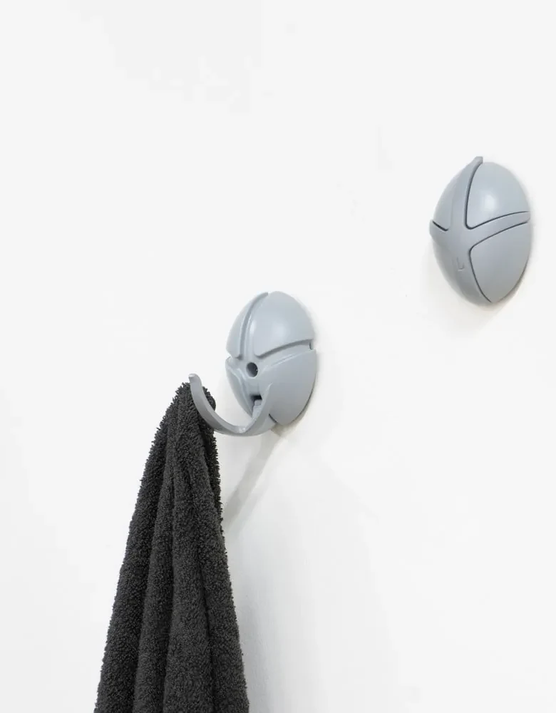 Cârlig gri de montat pe perete Tick – Spinder Design | BIANO