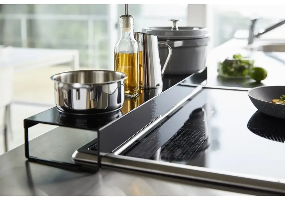 Raft reglabil pentru bucătărie Yamazaki Tower, negru | BIANO